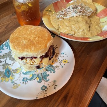 SEATTLE BISCUIT COMPANY - Updated May 2024 - 329 Photos & 229 Reviews ...