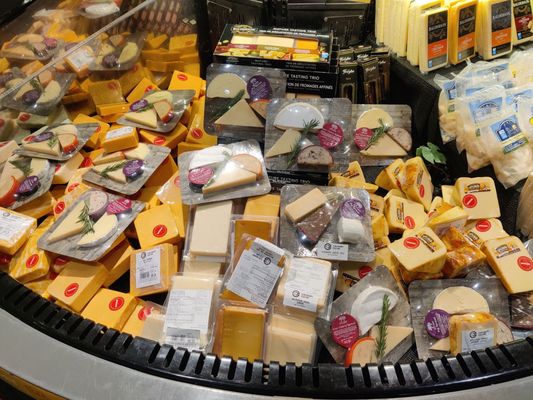 CO-OP MIDTOWN FOOD CENTRE - Updated December 2025 - 96 Photos & 41 ...