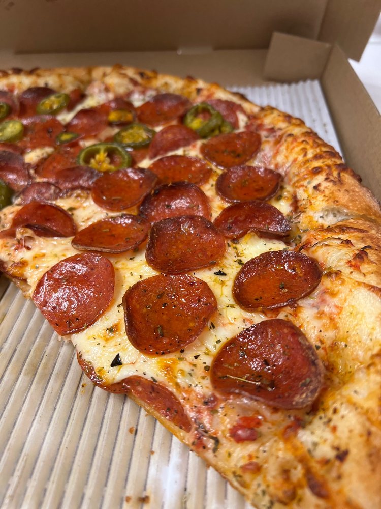 GUIDO DELI & PIZZA - Updated July 2025 - 420 Photos & 579 Reviews ...