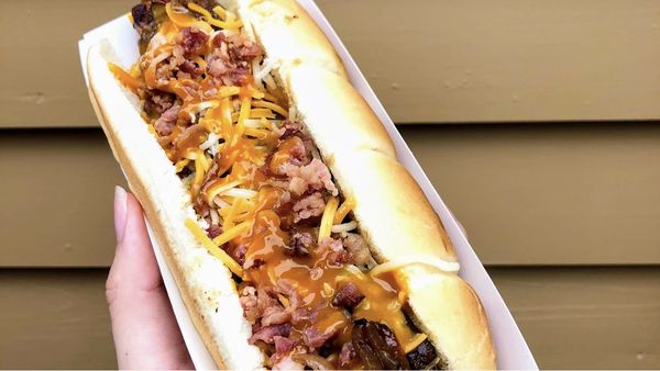 SMOKEY DAWGGS GOURMET HOT DOG - Updated October 2025 - 32 Photos - 1902 ...