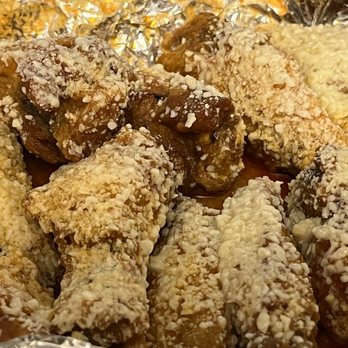 WIGGY’S OF STOTT TOWN CEN - Updated December 2025 - 60 Photos & 112 ...