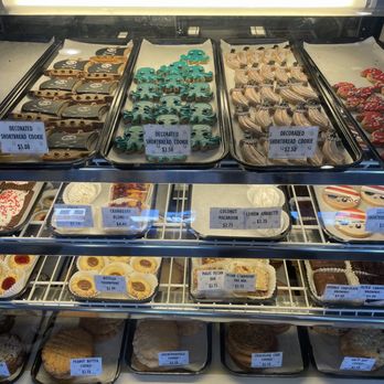QUACK’S 43RD STREET BAKERY - Updated August 2025 - 603 Photos & 875 ...