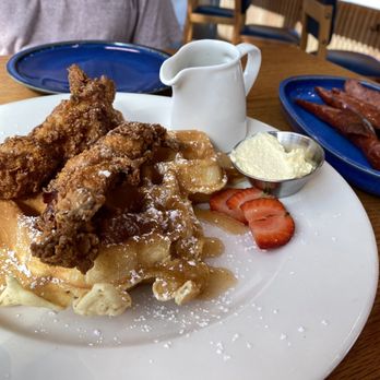 THE FINCH - Updated October 2025 - 335 Photos & 233 Reviews - 5307 East ...