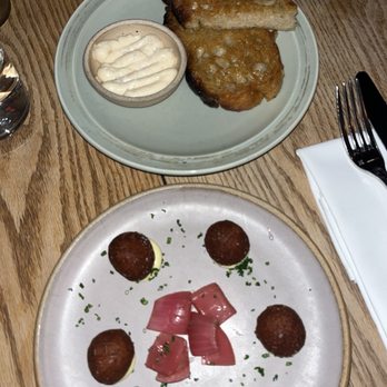 TAIL UP GOAT - Updated August 2025 - 2226 Photos & 898 Reviews - 1827 ...