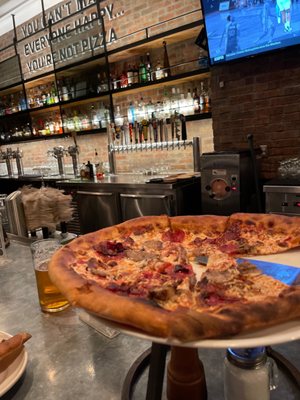 PIE TAP PIZZA WORKSHOP + BAR - Updated April 2025 - 613 Photos & 611 ...