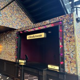 PUTTSHACK - EDINA - Updated June 2025 - 201 Photos & 55 Reviews - 330 ...