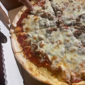 COMMODORE’S PIZZA - 14 Photos & 69 Reviews - Pizza - 2008 Demarco Blvd ...