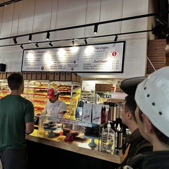 DO-RITE DONUTS & CHICKEN - Updated September 2024 - 2092 Photos & 1498 ...