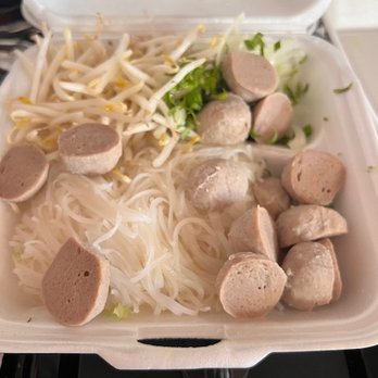 PHO THAI 66 - Updated October 2025 - 28 Photos & 20 Reviews - 6679 ...