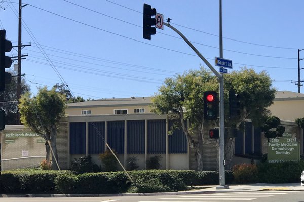 CHARLES CHIA-LIN LIU, DO - Updated October 2025 - 52 Reviews - 2185 ...