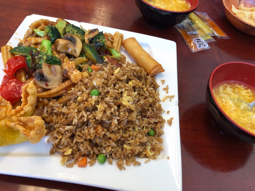 CHINATOWN EXPRESS - 23 Photos & 46 Reviews - 10201 N Oak Trafficway ...