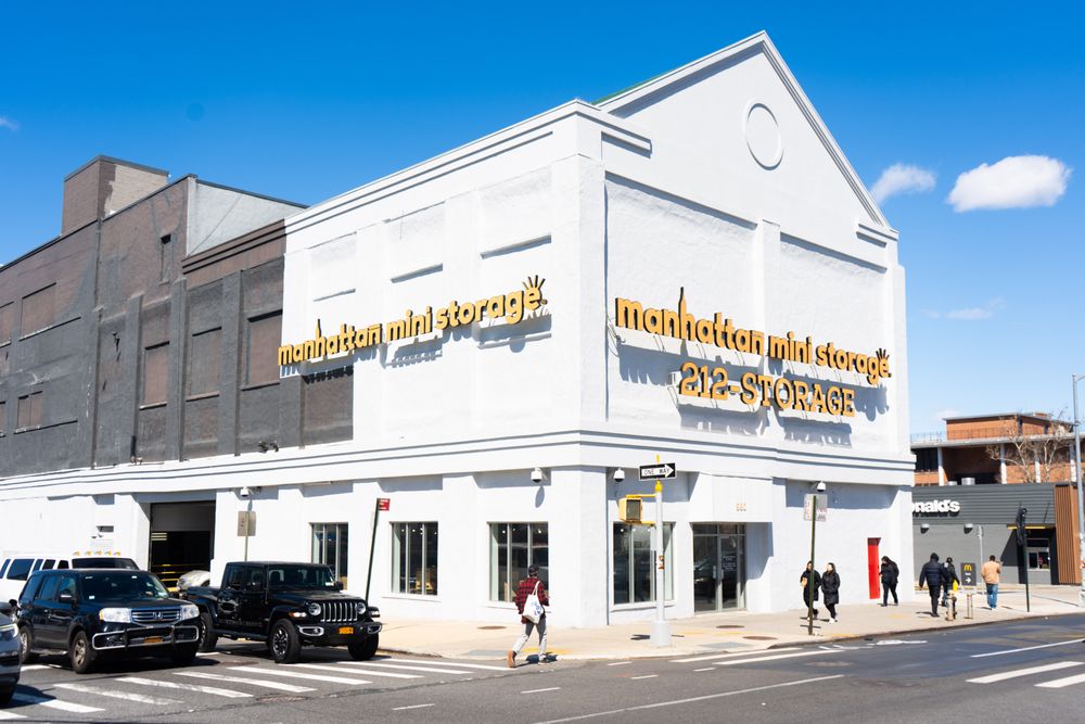 MANHATTAN MINI STORAGE - Updated August 2025 - 15 Photos & 14 Reviews ...