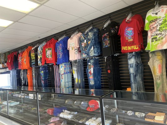 SKY HIGH SMOKE & VAPE - Updated September 2025 - 24 Photos & 10 Reviews ...