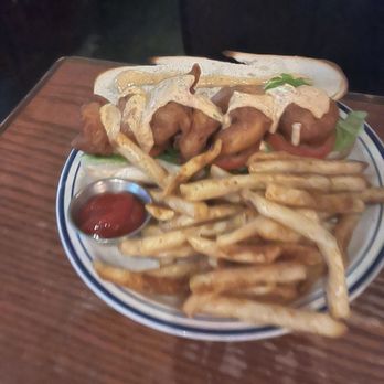 MAX GILL AND GRILL - Updated September 2025 - 368 Photos & 759 Reviews ...