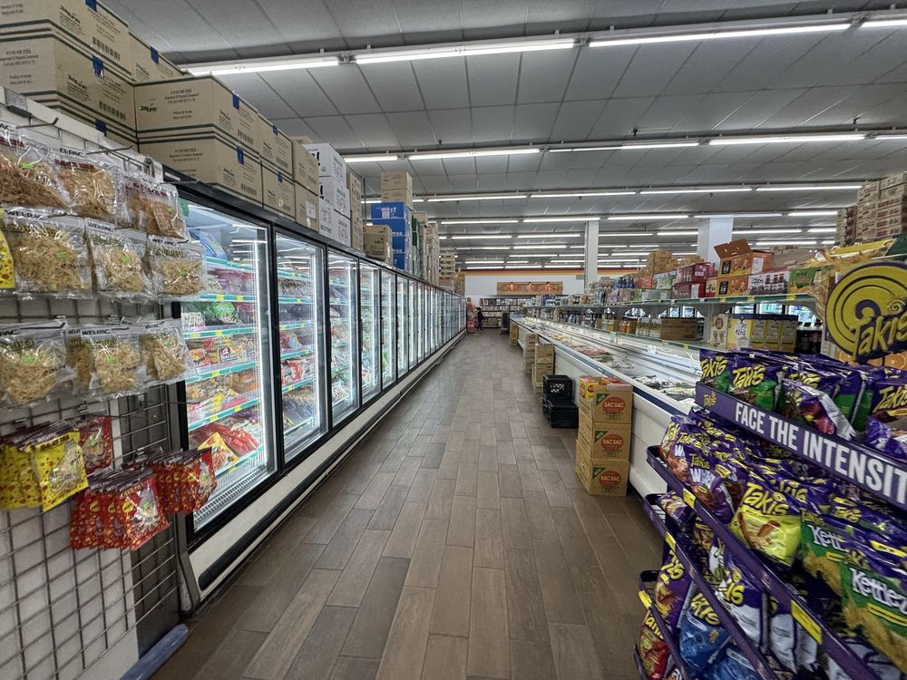 OMART - Updated December 2025 - 327 Photos & 203 Reviews - 714 S Fort ...