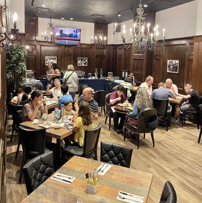 LATITUDE 39 RESTAURANT & BAR - Updated October 2024 - 306 W 39th St ...