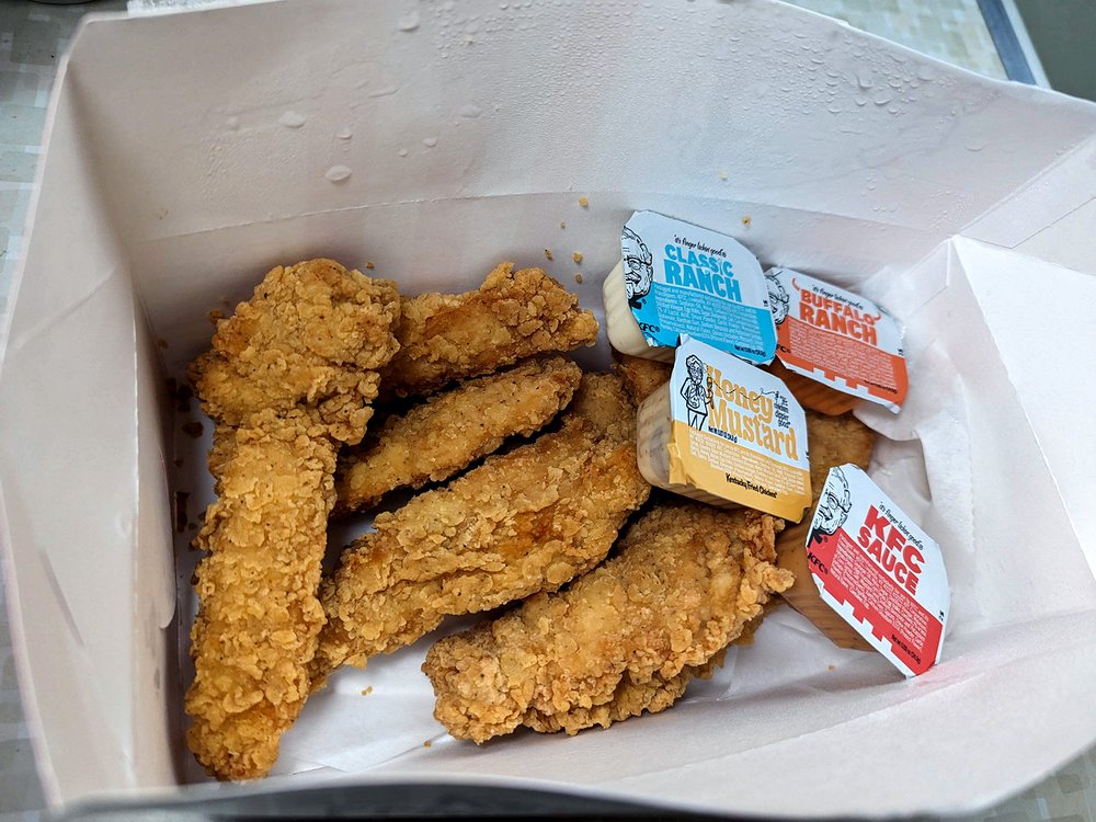 KFC - Updated July 2025 - 97 Photos & 121 Reviews - 1150 Taraval St ...