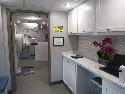 INVISION DIAGNOSTICS - Updated August 2025 - 18 Photos - 11220 Elm Ln ...