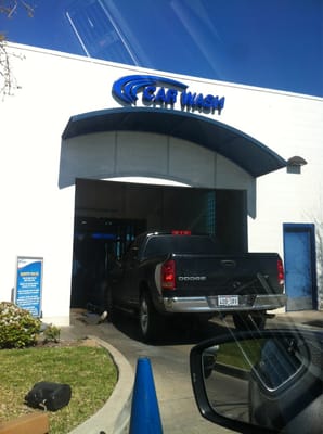 BLUEWAVE EXPRESS CAR WASH - Updated October 2025 - 25 Photos & 52 Reviews - 6622 Reading Rd ...