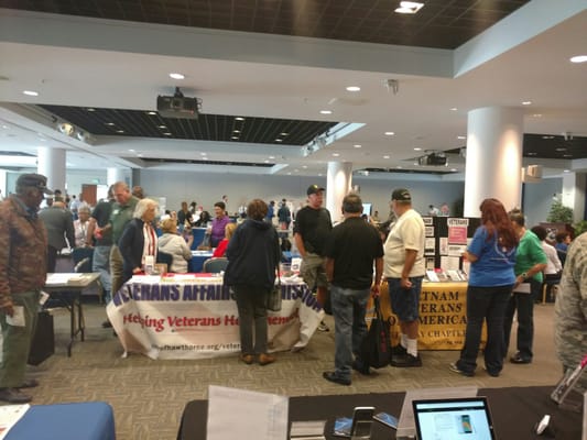 LOS ANGELES AIR FORCE BASE - Updated October 2025 - 21 Photos & 28 ...