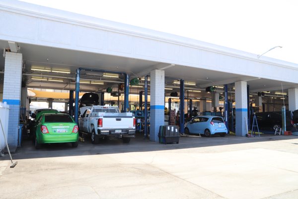 CHAPMAN CHEVROLET - Updated December 2025 - 111 Photos & 679 Reviews ...