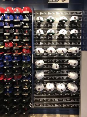LIDS - Updated December 2025 - 14 Reviews - 175 N Michigan Ave, Chicago ...