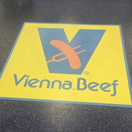 VIENNA BEEF FACTORY STORE - Updated July 2025 - 95 Photos & 51 Reviews ...