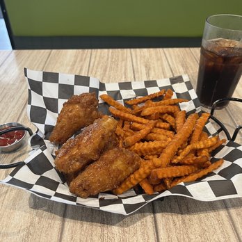 BB.Q CHICKEN SUWANEE - Updated June 2024 - 180 Photos & 133 Reviews ...