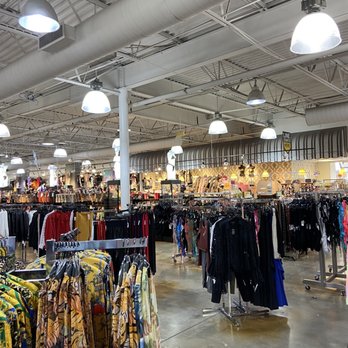 TREND MALL - Updated July 2025 - 34 Photos & 90 Reviews - 8383 ...