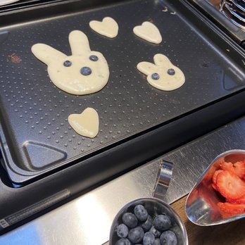 SLAPPY CAKES - Updated July 2025 - 805 Photos & 962 Reviews - 4246 SE ...