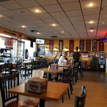 NISKERS CHAR-GRILL & SLAP SHOT HOCKEY BAR - Updated August 2024 - 213 ...