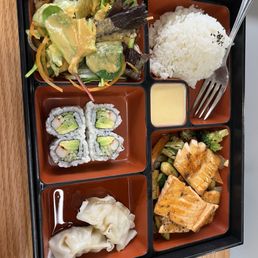 WILD GOJI REVOLVING SUSHI & BAR - Updated October 2025 - 2056 Photos ...