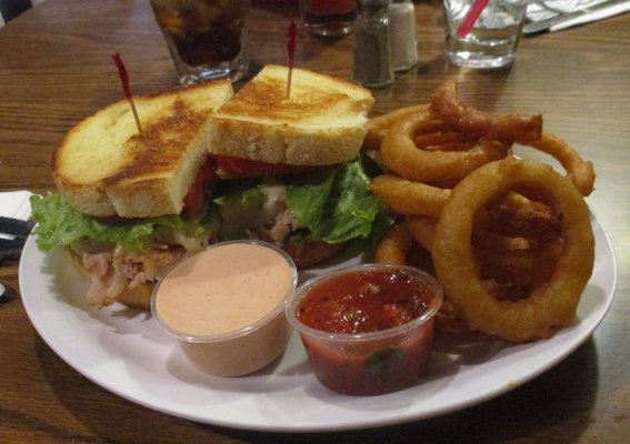 MINGLES BAR & GRILL - Updated May 2025 - 34 Reviews - 102 S Main St ...