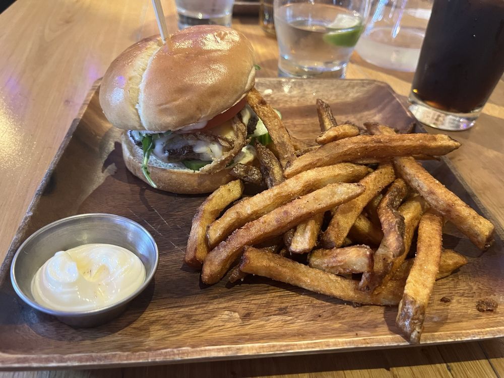 THE J ARTHUR BAR - Updated January 2026 - 1044 Gerrard Street E ...