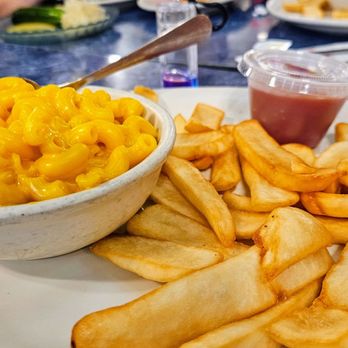 HAROLD’S NEW YORK DELI - Updated July 2025 - 2125 Photos & 1409 Reviews ...