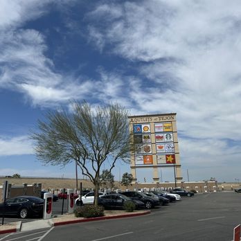 OUTLETS AT TEJON - Updated September 2025 - 542 Photos & 309 Reviews ...