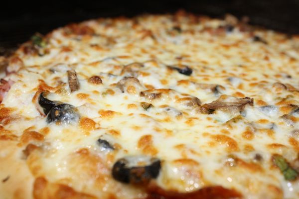 CHICAGO’S PIZZA - Updated December 2025 - 10 Photos - 324 S Lebanon St ...