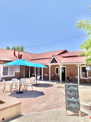 FLYING ROADRUNNER BAKERY - 66 Photos & 34 Reviews - 303 Romero St NW ...