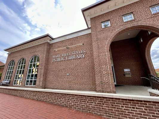 MARY RILEY STYLES PUBLIC LIBRARY - Updated October 2025 - 149 Photos ...