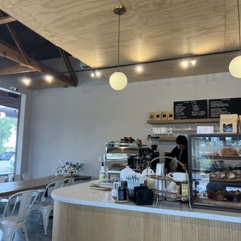 CLOUD9 COFFEE - Updated June 2024 - 216 Photos & 99 Reviews - 1901 Embarcadero Rd, Palo Alto ...