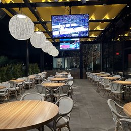 DOC B’S RESTAURANT + BAR - Updated December 2025 - 388 Photos & 237 ...