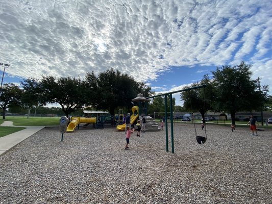 TERRACE PARK - Updated May 2026 - 200 N Lois Ln, Richardson, Texas ...