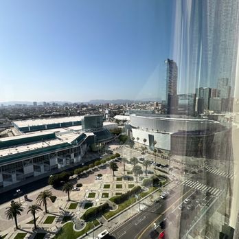 AC HOTEL DOWNTOWN LOS ANGELES - Updated January 2025 - 111 Photos & 42 ...