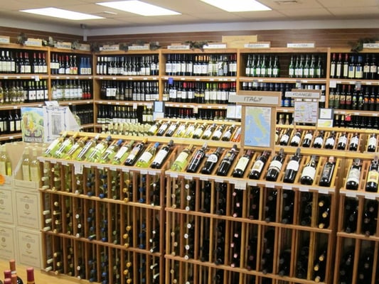PRIMO WINE & LIQUOR OUTLET - Updated October 2025 - 23 Photos & 23 ...