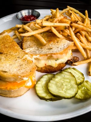 SUMMIT GRILL - 330 Photos & 273 Reviews - 501 NE 70th St, Gladstone, Missouri - American ...