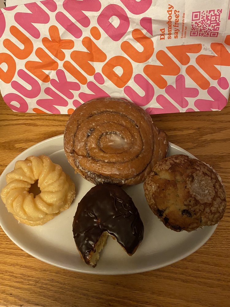 DUNKIN’ - Updated January 2026 - 19 Reviews - 1401 Emil St, Madison ...