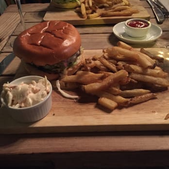 THE CALEY SAMPLE ROOM - Updated August 2025 - 54 Photos & 24 Reviews ...