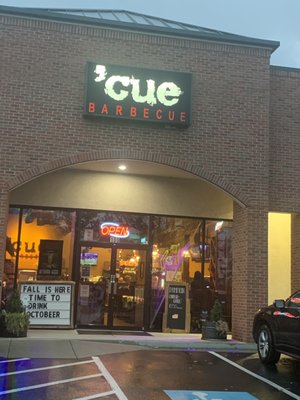 CUE BARBECUE - 309 Photos & 323 Reviews - 5260 Peachtree Industrial ...