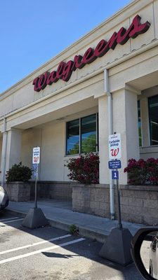 WALGREENS - Updated March 2026 - 42 Photos & 61 Reviews - 2976 ...
