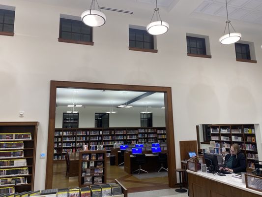 LAKEWOOD PUBLIC LIBRARY - Updated December 2025 - 36 Photos - 13229 ...